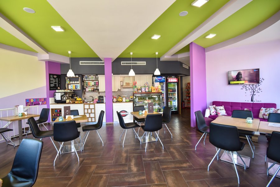 Coffee "FAMILY" & Kids Club | Опознай.bg
